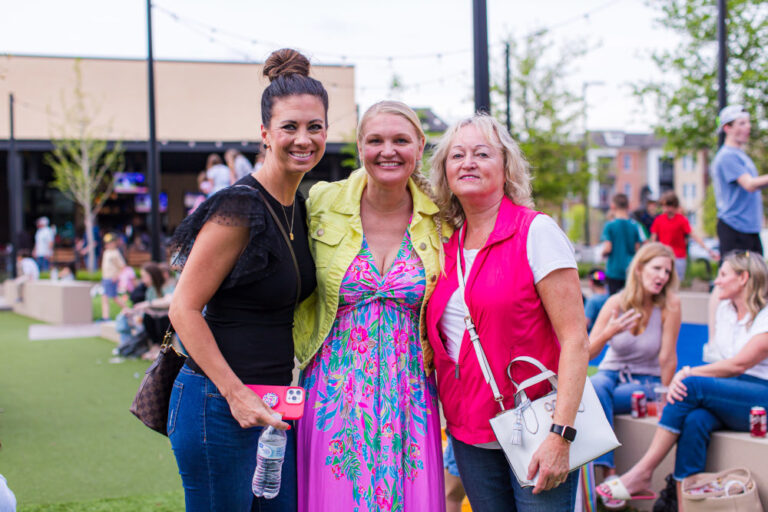 Plan Your Next Girls’ Night Out at District 121 – District 121